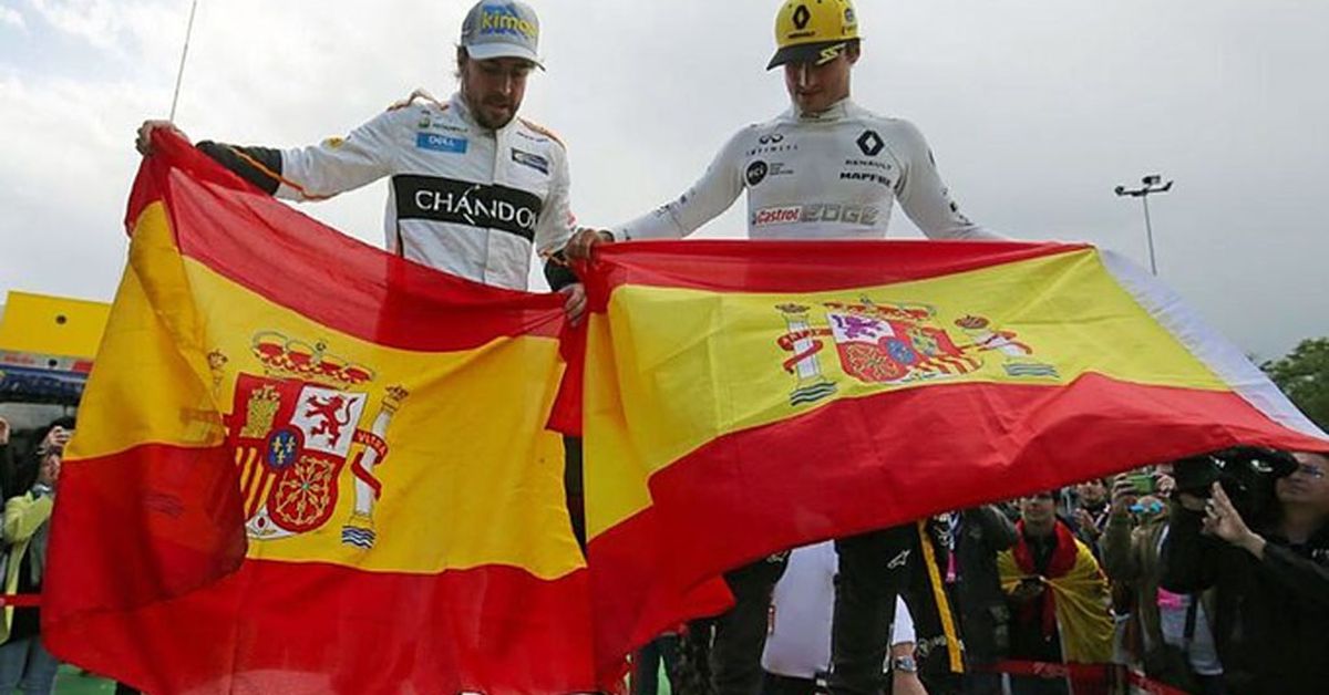 Sáinz se sube al podio tras la descalificación de Vettel