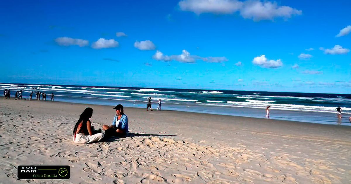 Sara Abril, sevillana, nos descubre Surfers Paradise, una playa ...