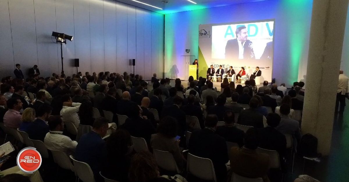"EnRed" asiste al Congreso Europeo de Movilidad Eléctrica