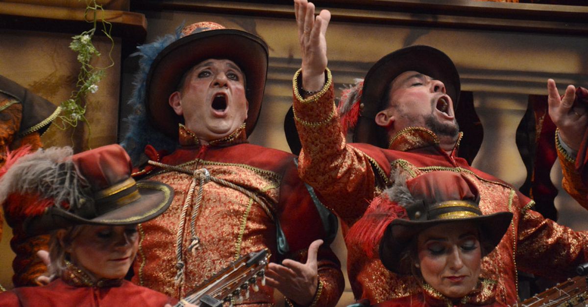 'Los del patio' se hace con el primer premio en la modalidad de coros