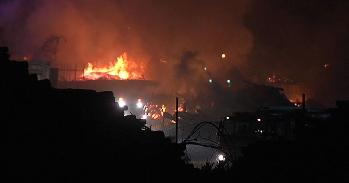 Se incendia una nave de madera de Alcalá la Real