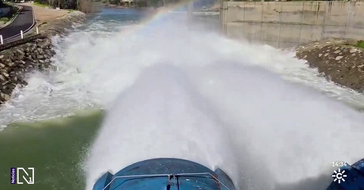 El pantano de Guadalcacín sigue desaguando