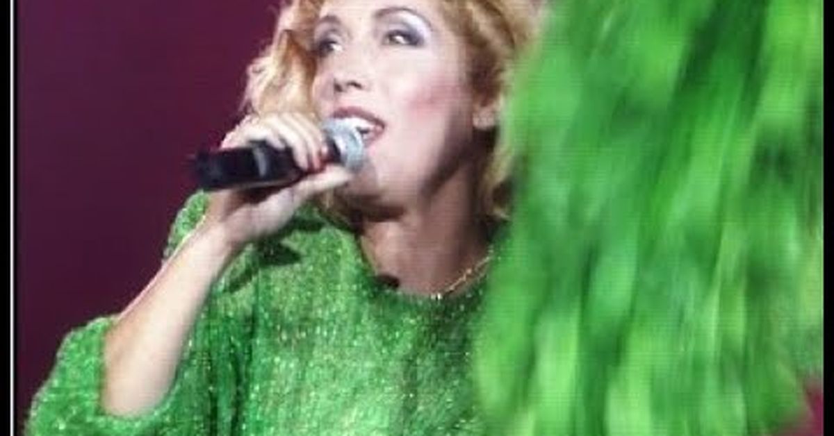 María Jiménez canta Dosifícame