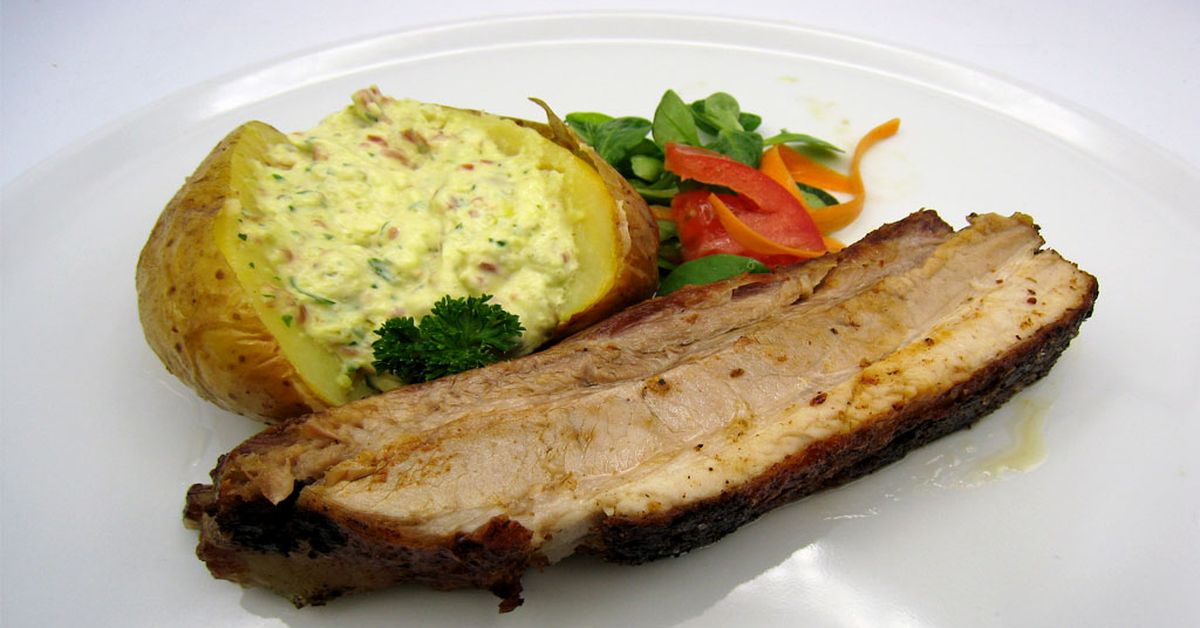 Costillar de cerdo asado, la propuesta de "Cómetelo" para el fin de semana