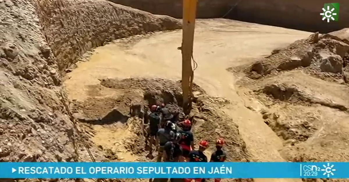Rescatan el cadáver del obrero sepultado en la cantera de Villanueva de ...
