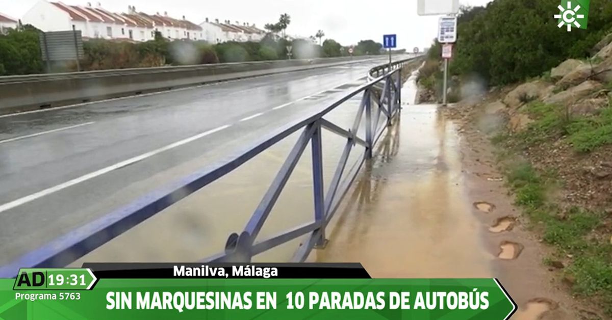 Manilva, paradas de autobús sin marquesinas ni farolas