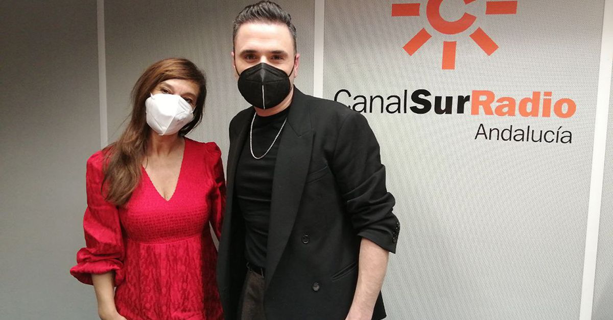Riki Rivera y el merecido abrazo de los premios Carmen