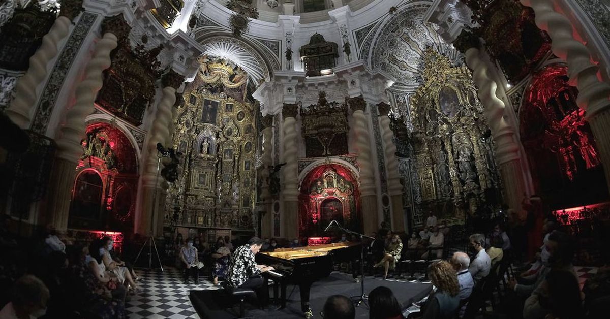 Dorantes, ritmos flamencos en la bóveda de San Luis de Sevilla