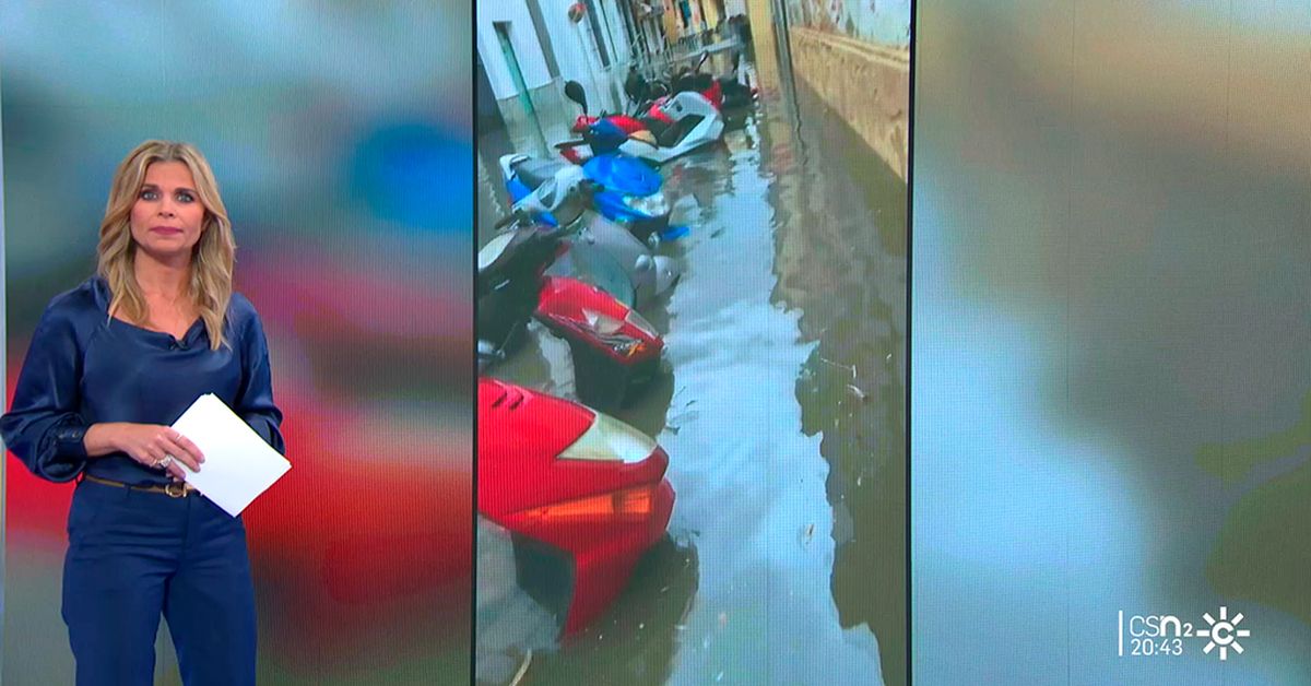 Comercios y garajes anegados en Sanlúcar de Barrameda