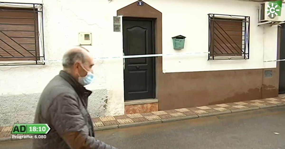 Un hombre mata a su padre con un hacha en Albolote