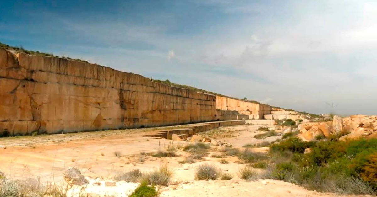 De la cantera de Santa Pudia salieron las piedras para los monumentos ...