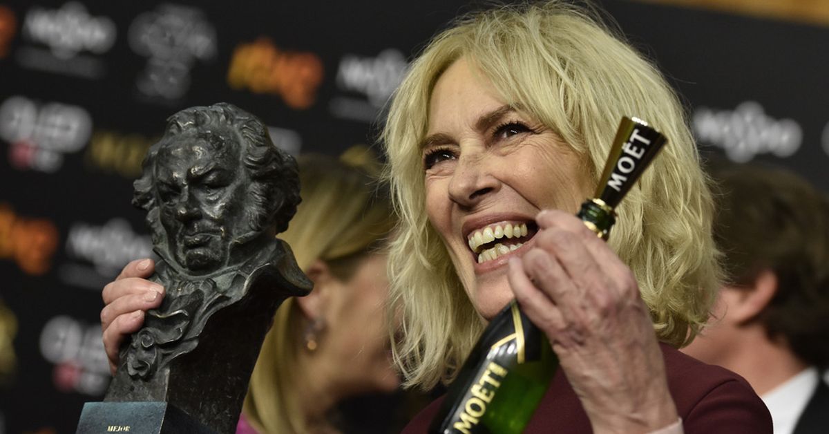 Susi Sánchez, primer Goya como protagonista por "La enfermedad del domingo"