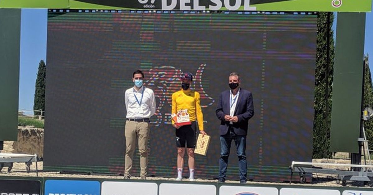 El británico Ethan Hayter (Ineos) gana en Alcalá la Real y es nuevo líder