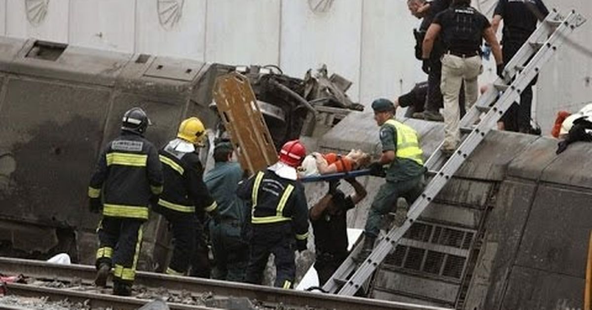 Accidente del tren Alvia en Santiago de Compostela