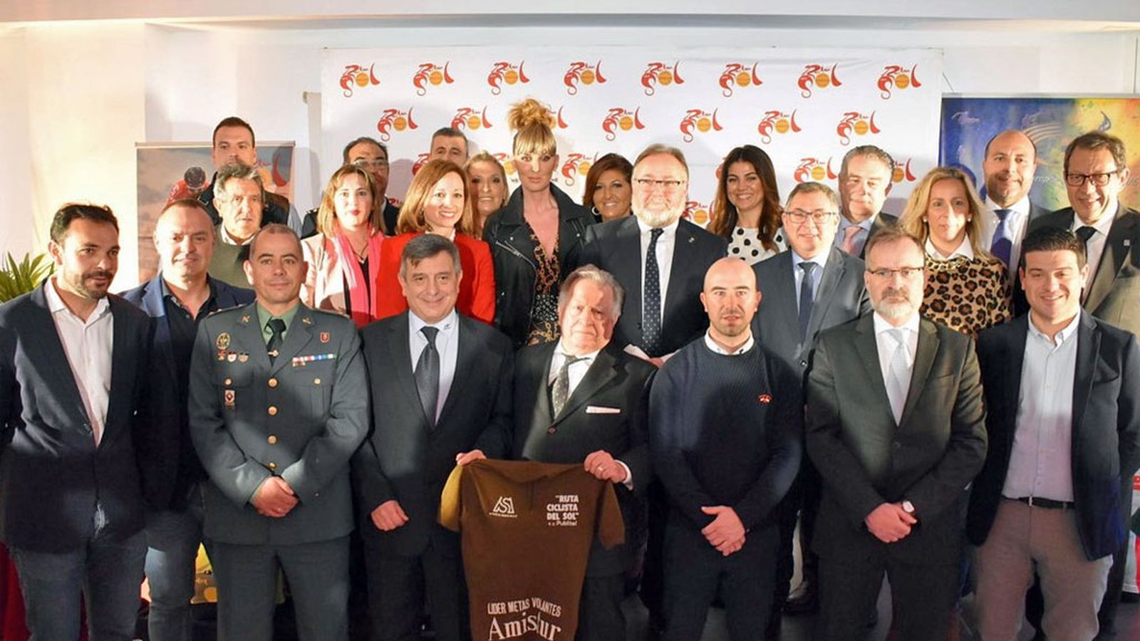 Diecinueve equipos de diez países participarán en la LXV Ruta del Sol