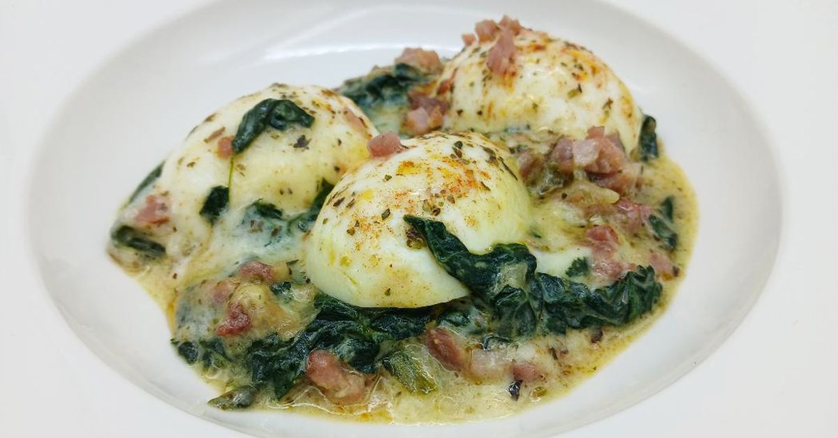 "Cómetelo" cocina espinacas a la crema con huevo, un plato sano y delicioso