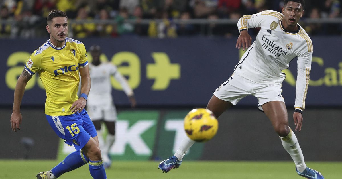 El Cádiz suma su décimo partido sin conocer la victoria