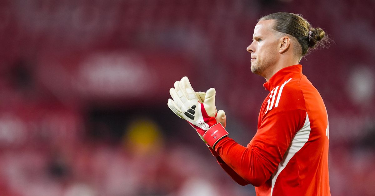 Nyland se despide del Sevilla