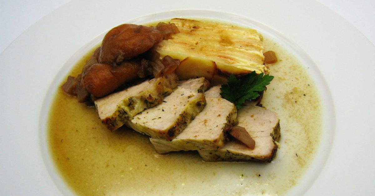 Cabeza de lomo asada con terrina de patatas, en "Cómetelo"