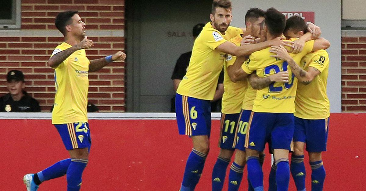 1-2: El Cádiz gana sufriendo
