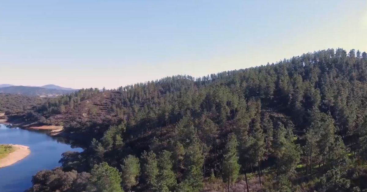 "Destino Andalucía" visita Puerto Moral y Güéjar Sierra