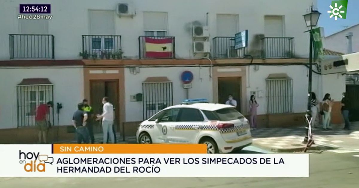 Colas para ver los Simpecados de Pilas