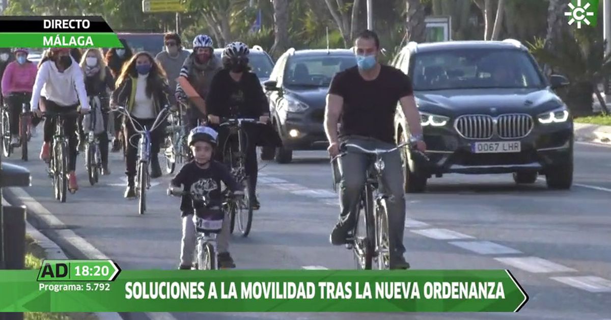 Prohibido circular en bici por las aceras en Málaga