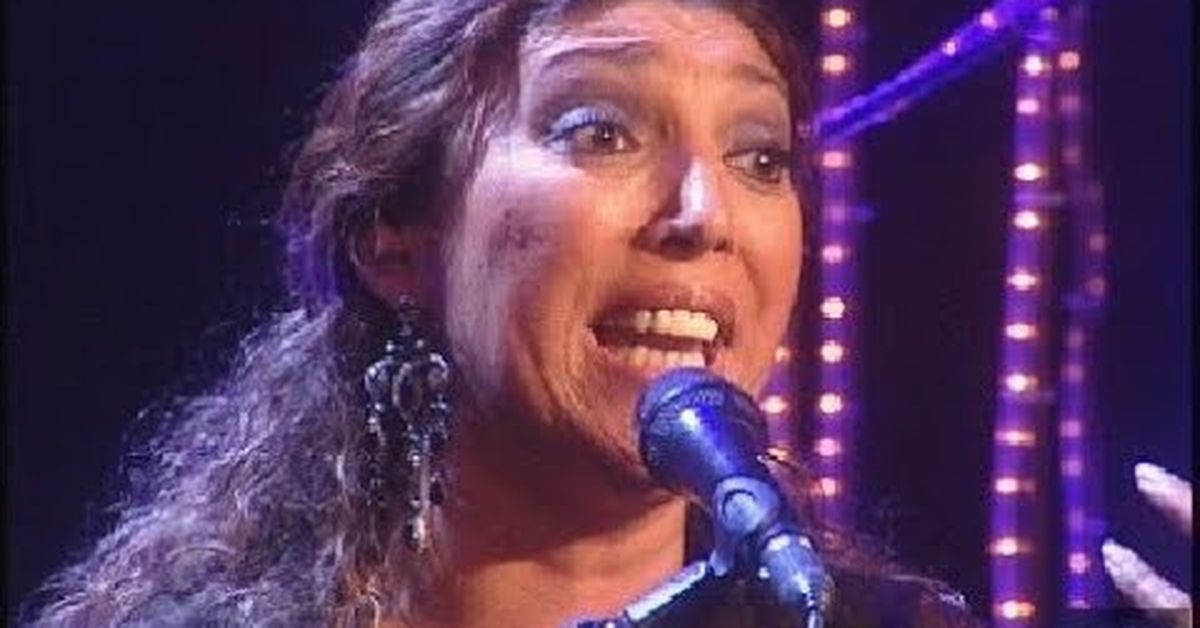 Himno gitano Gelem Gelem por Esperanza Fernández