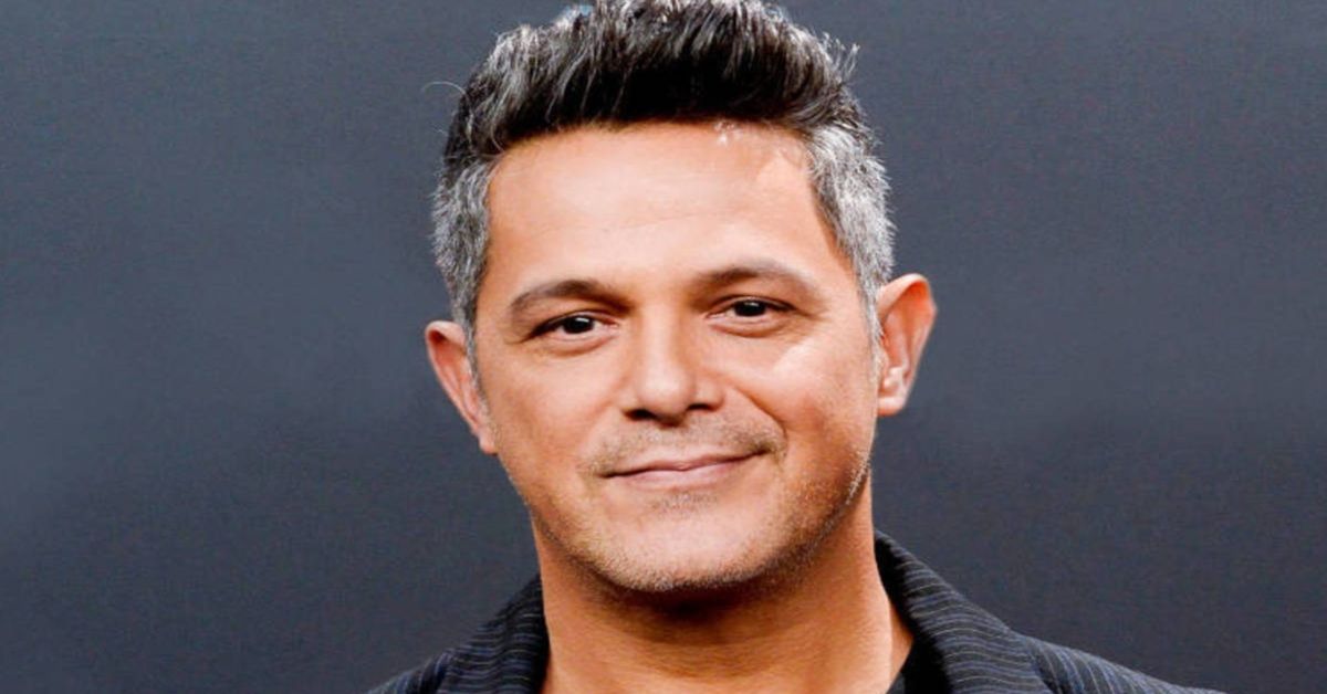 Alejandro Sanz aplaza #LaGira en España a 2022