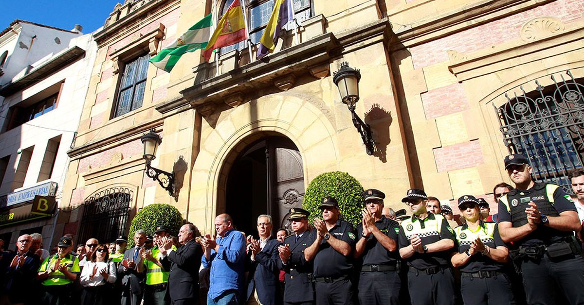 Silencio en memoria de Fermín