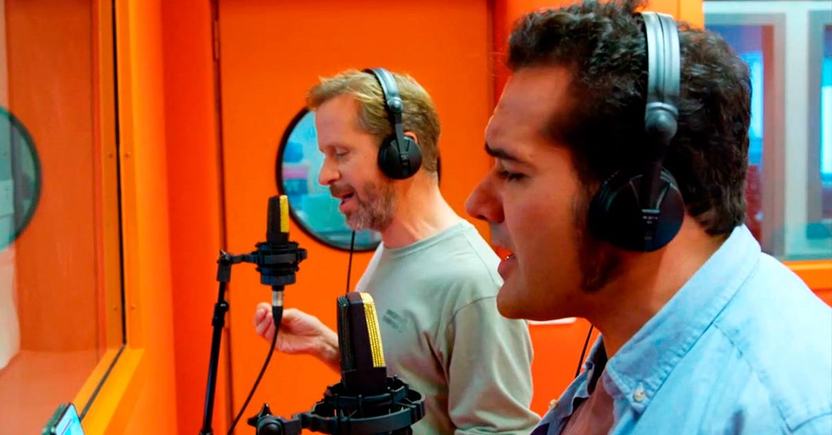 La que montan Los Compadres para grabar un videoclip con Andy y Lucas