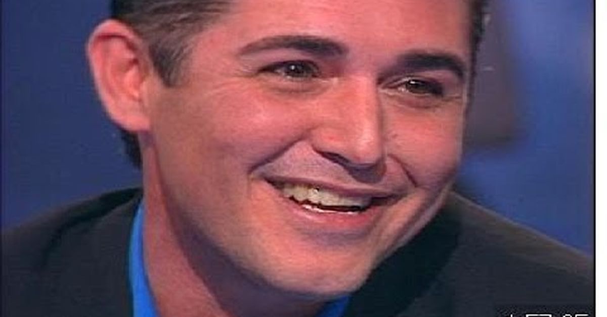 Ángel Garó en "1001 noches" (2003)
