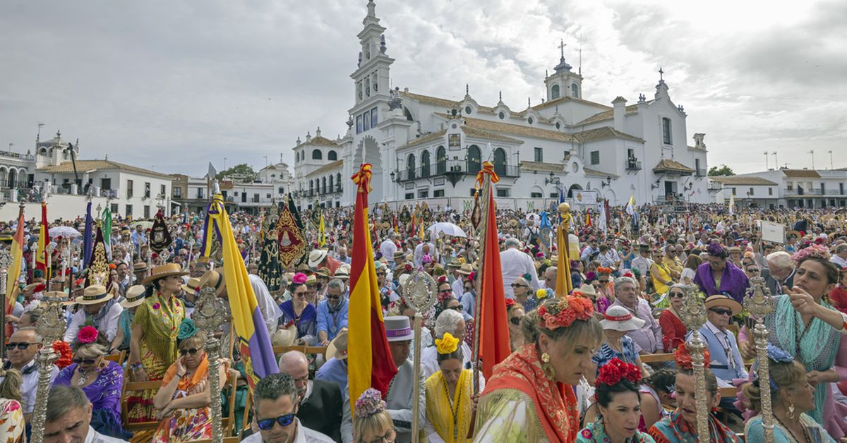 Los almonteños cuentan las horas para saltar la reja y sacar en ...