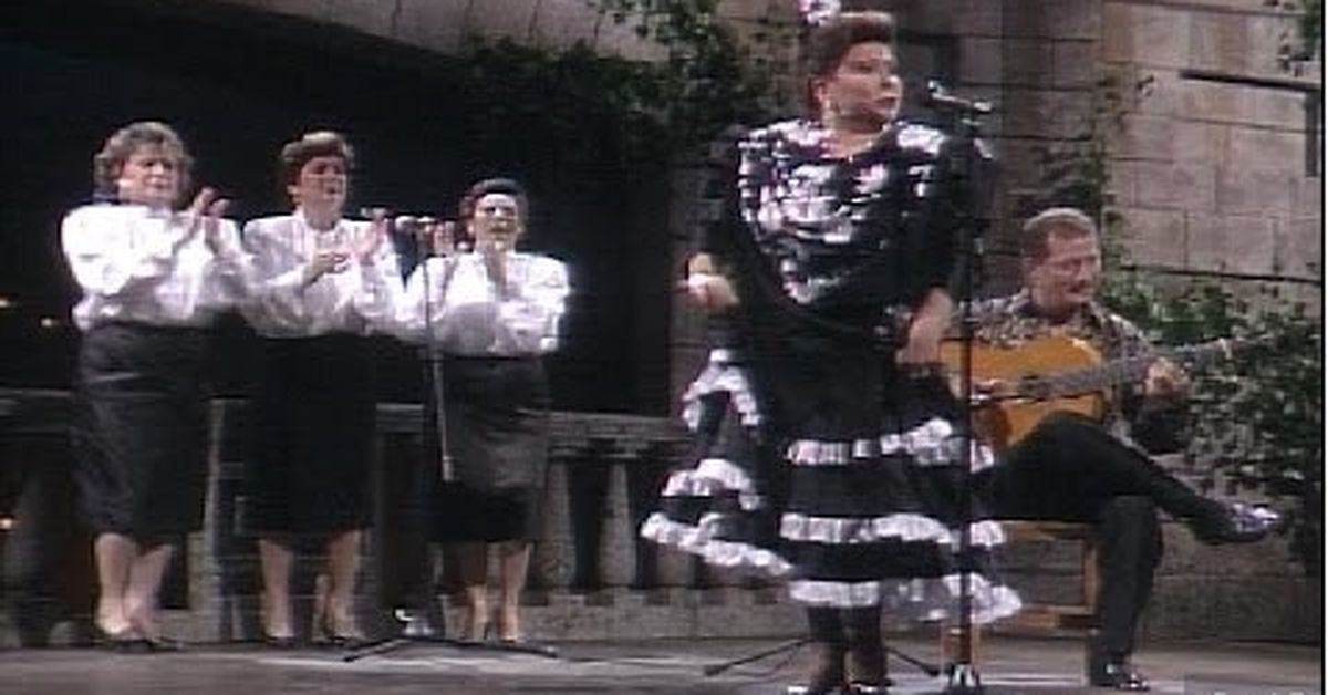 Mariana Cornejo y Manolo Domínguez por Tanguillos | Flamenco en Canal Sur
