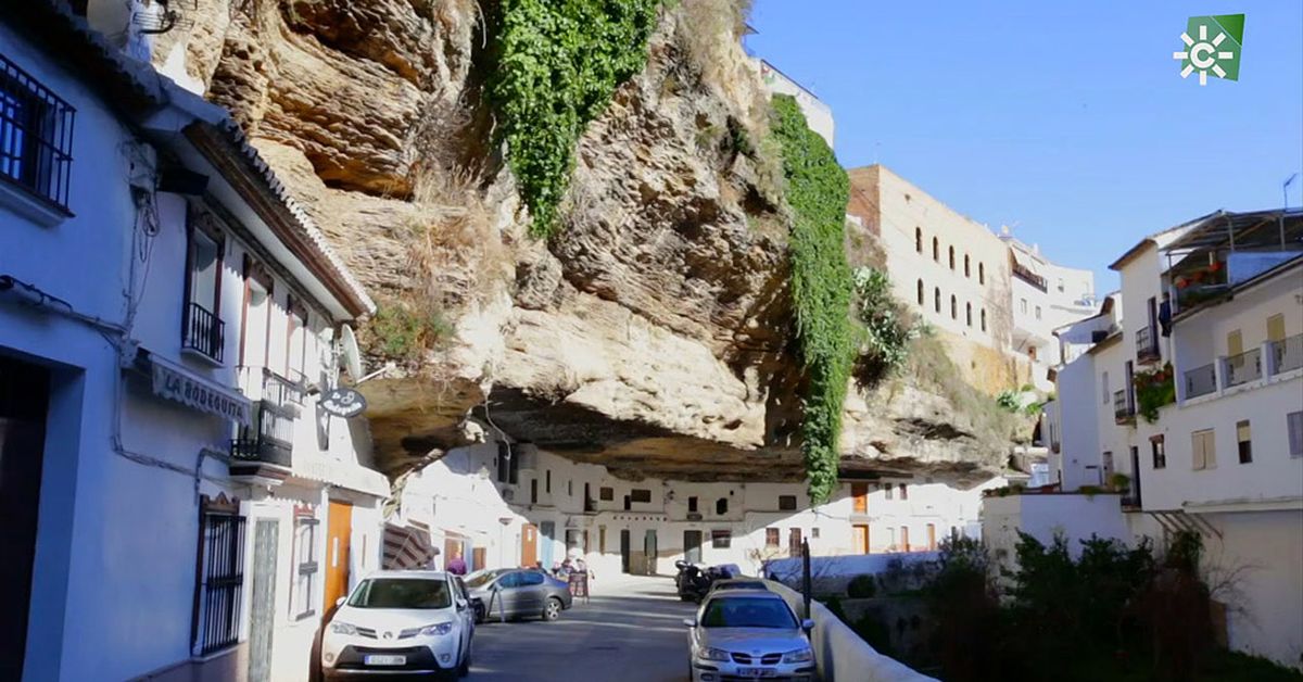 Setenil de las Bodegas, un laberinto de piedra y cal