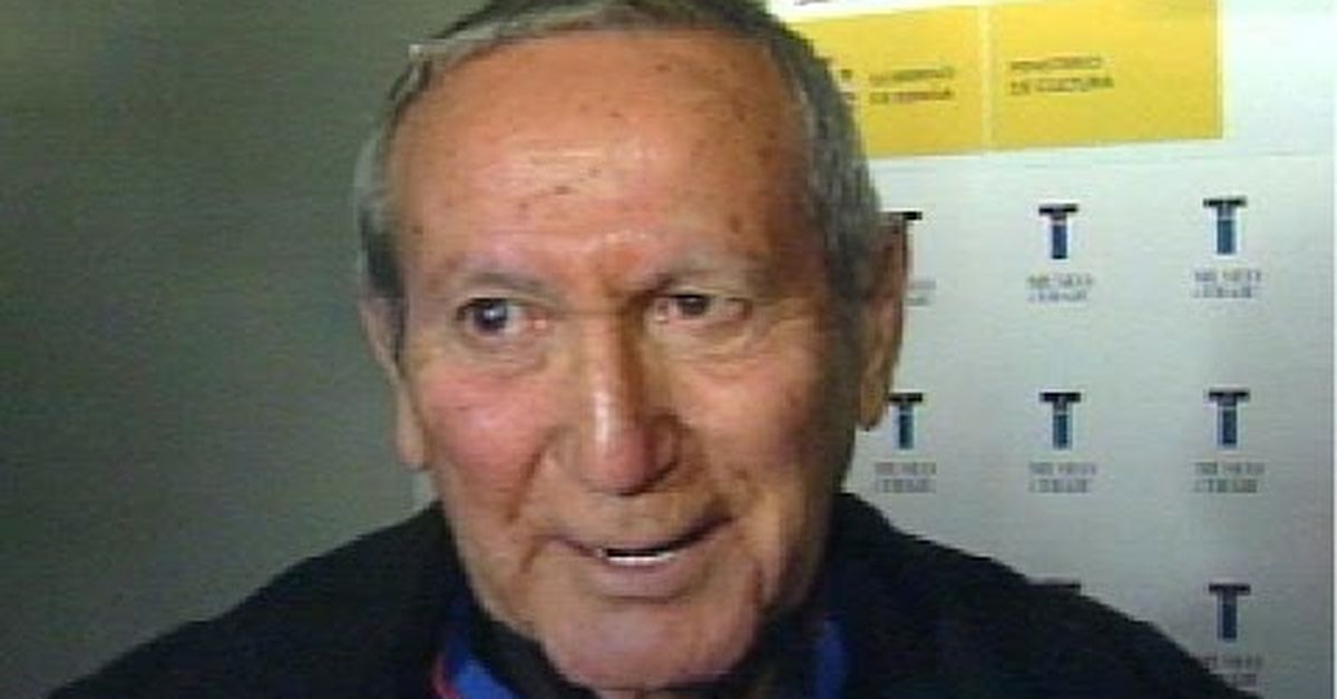 Elio Berhanyer modisto universal, 50 años de moda