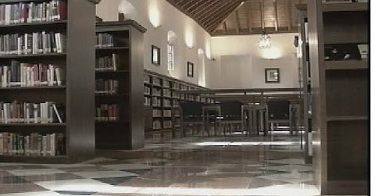 Biblioteca supramunicipal de San Zoilo de Antequera