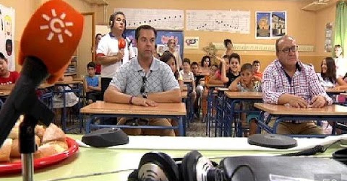 Canal Sur Radio desde el colegio más antiguo de Andalucía